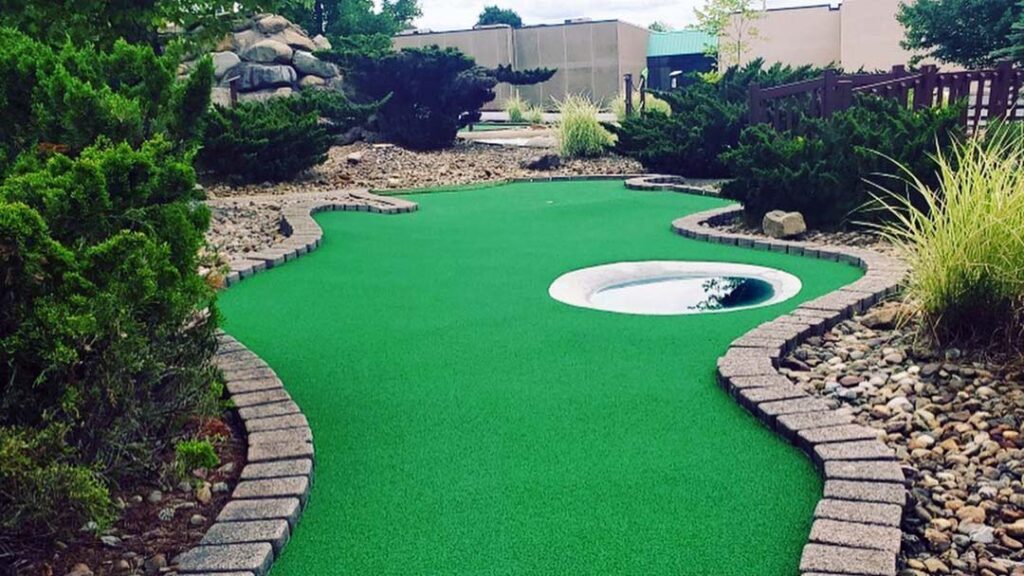 Miniature Golf Course | The Golf Dome